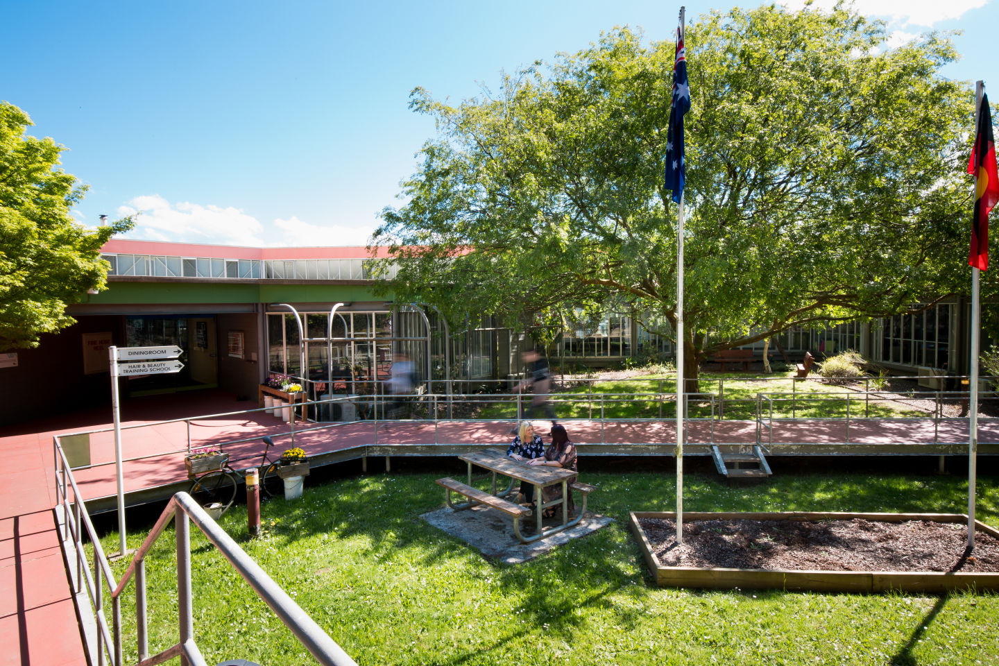 Welcome to CCG - Community College Gippsland